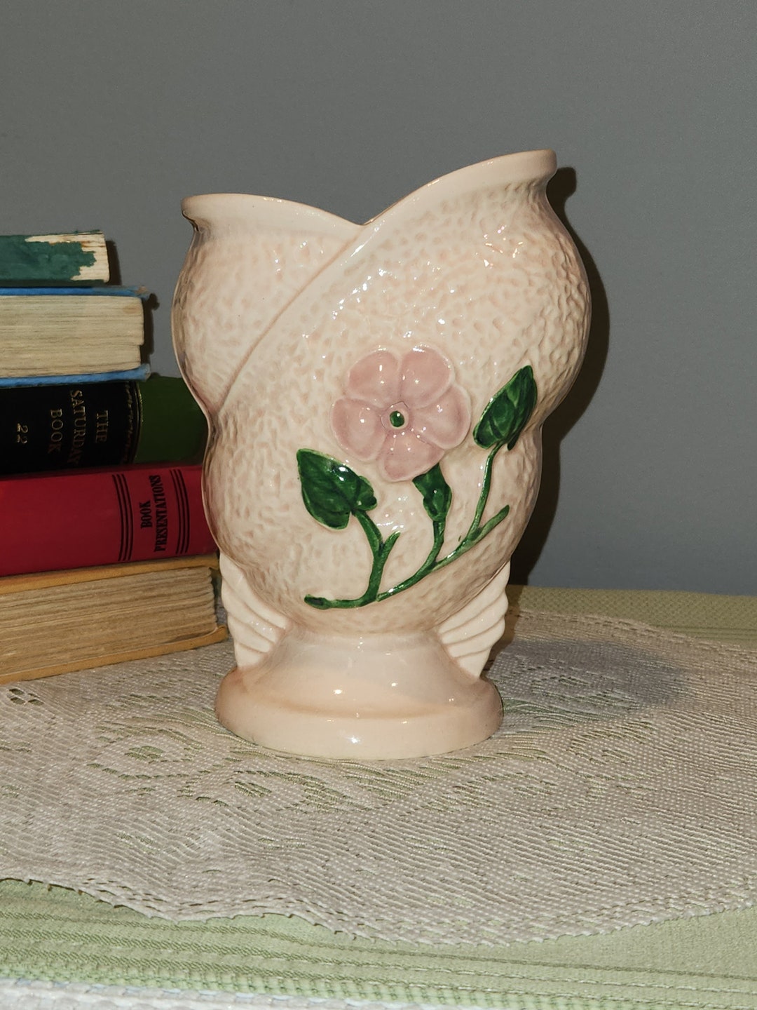 Vintage Hull Art Pottery Fish Flower Vase Pattern #5 Blush Pink Pansy ...