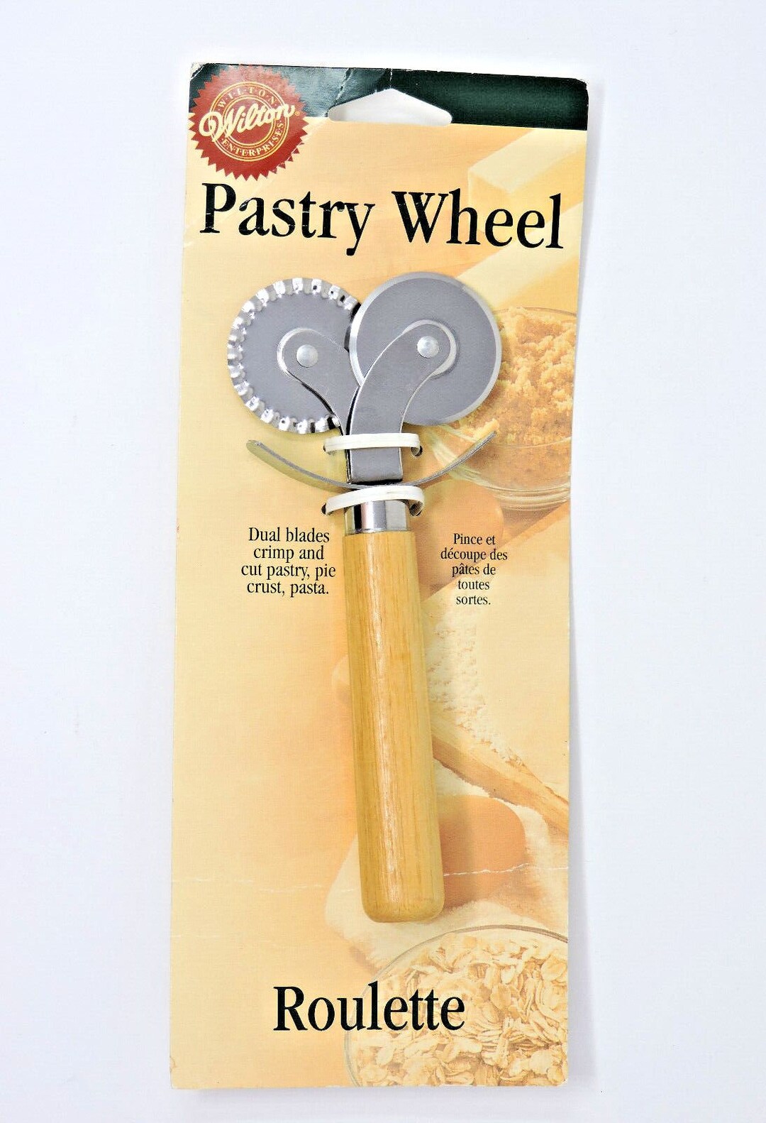Vintage 2001 Wilton Roulette Dual Blades Pastry Wheel 4in Wooden Handle ...