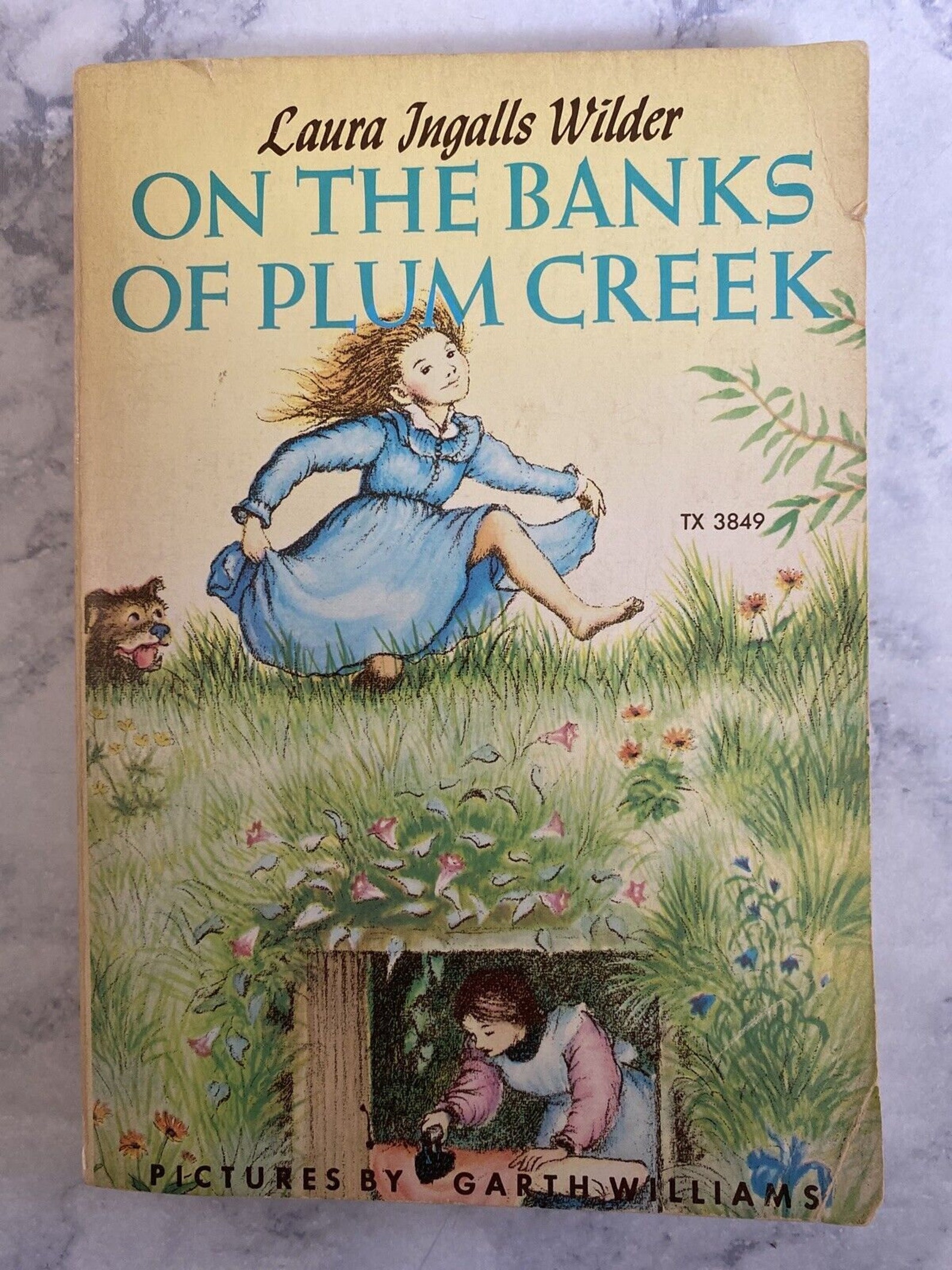 On the Banks of Plum Creek Laura Ingalls Wilder Scholastic Paperback ...