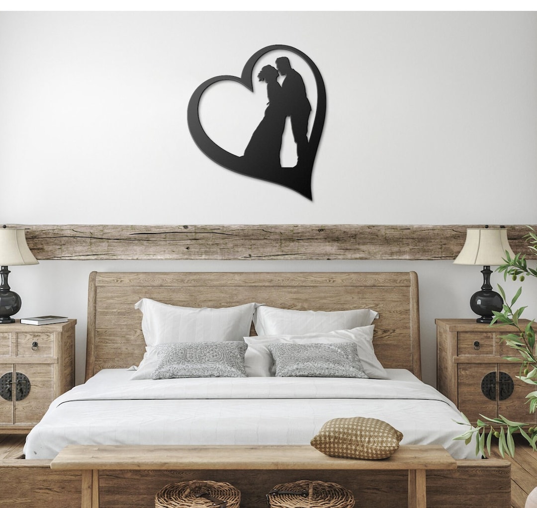 Metal Kissing Couple Heart Wall Art: Romantic Home Decor - Etsy