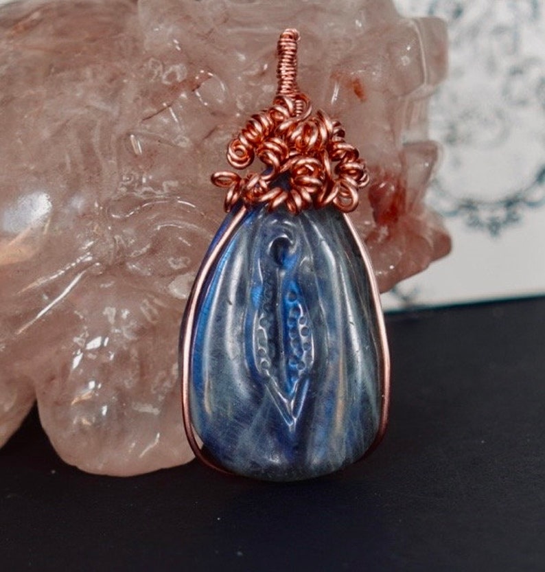 Labia the Lady Lips Labradorite Wire Wrap Pendants - Etsy