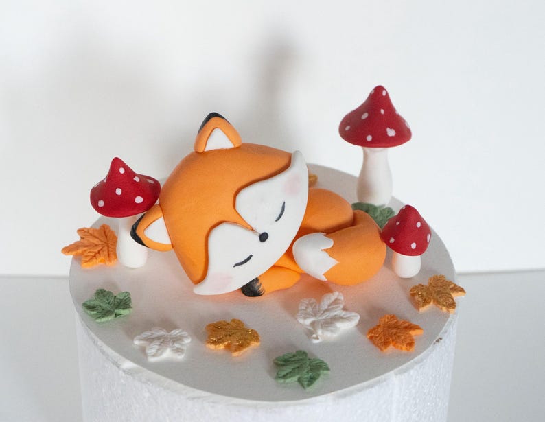 Mushrooms Cake Topper Made of Fondant, Toadstool Mushrooms Cake ...