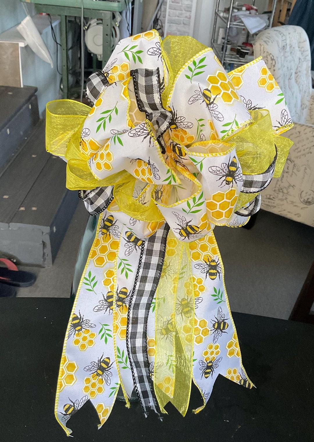8 Inch Wide Honey Bee Bow - Etsy