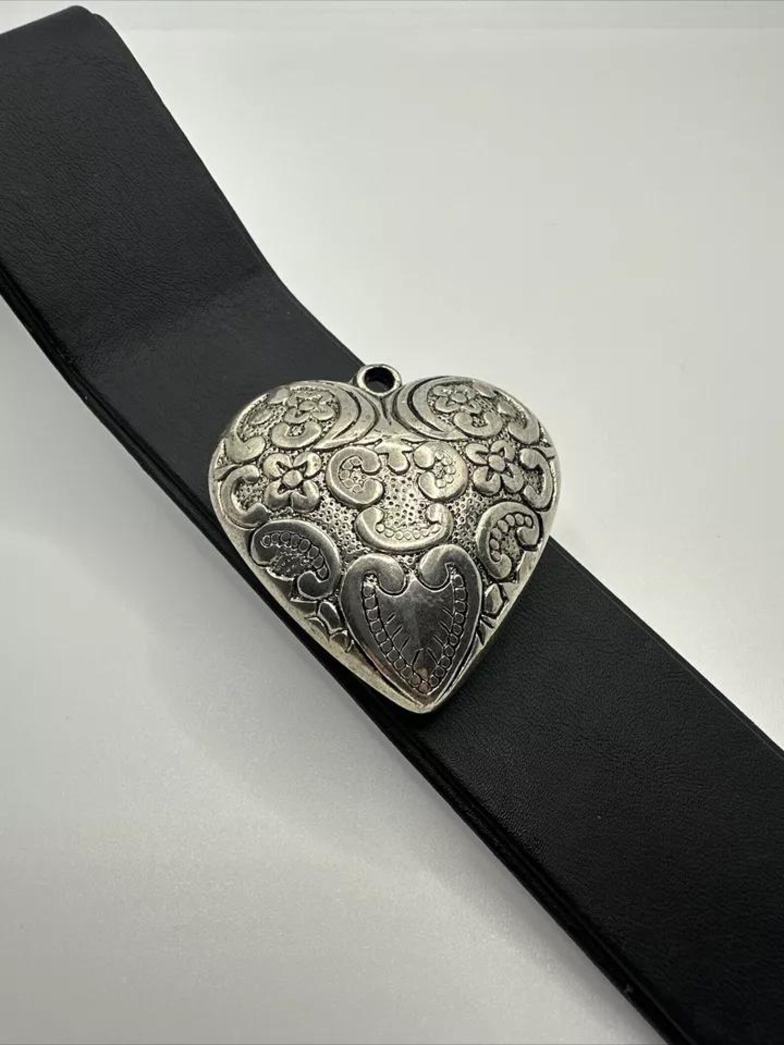 Gothic Forever Hollow Pendant Filigree 14kt White Gold Filled Silvered ...