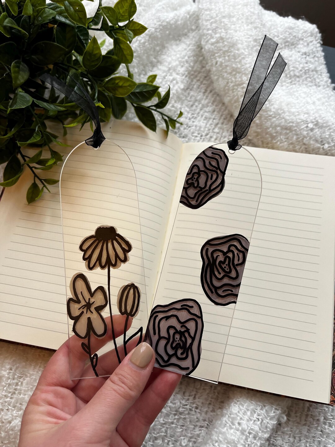 Handpainted Floral Acrylic Bookmark – Boho Teacher Gift - Etsy
