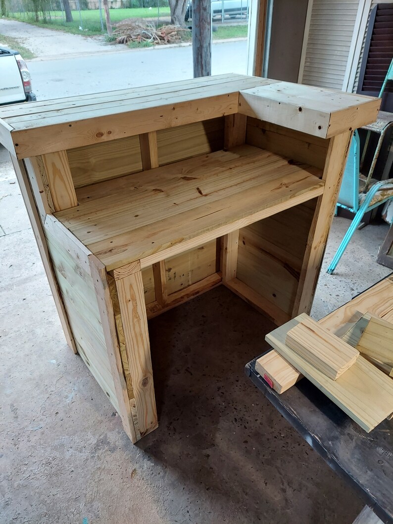 Outdoor/indoor Pine Wood Bar 4'x2.5' *read Full Description* - Etsy
