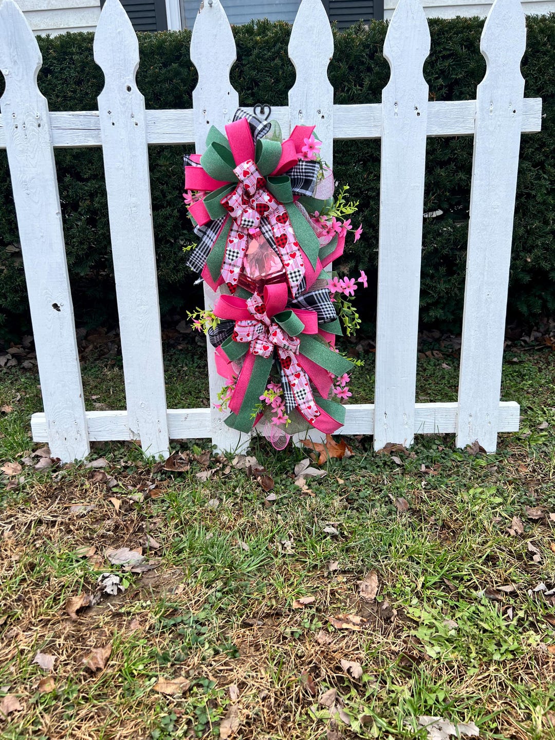 This Gorgeous Pink Gem Valentine Swag, Pink and Green Swag, Pink Jewel ...
