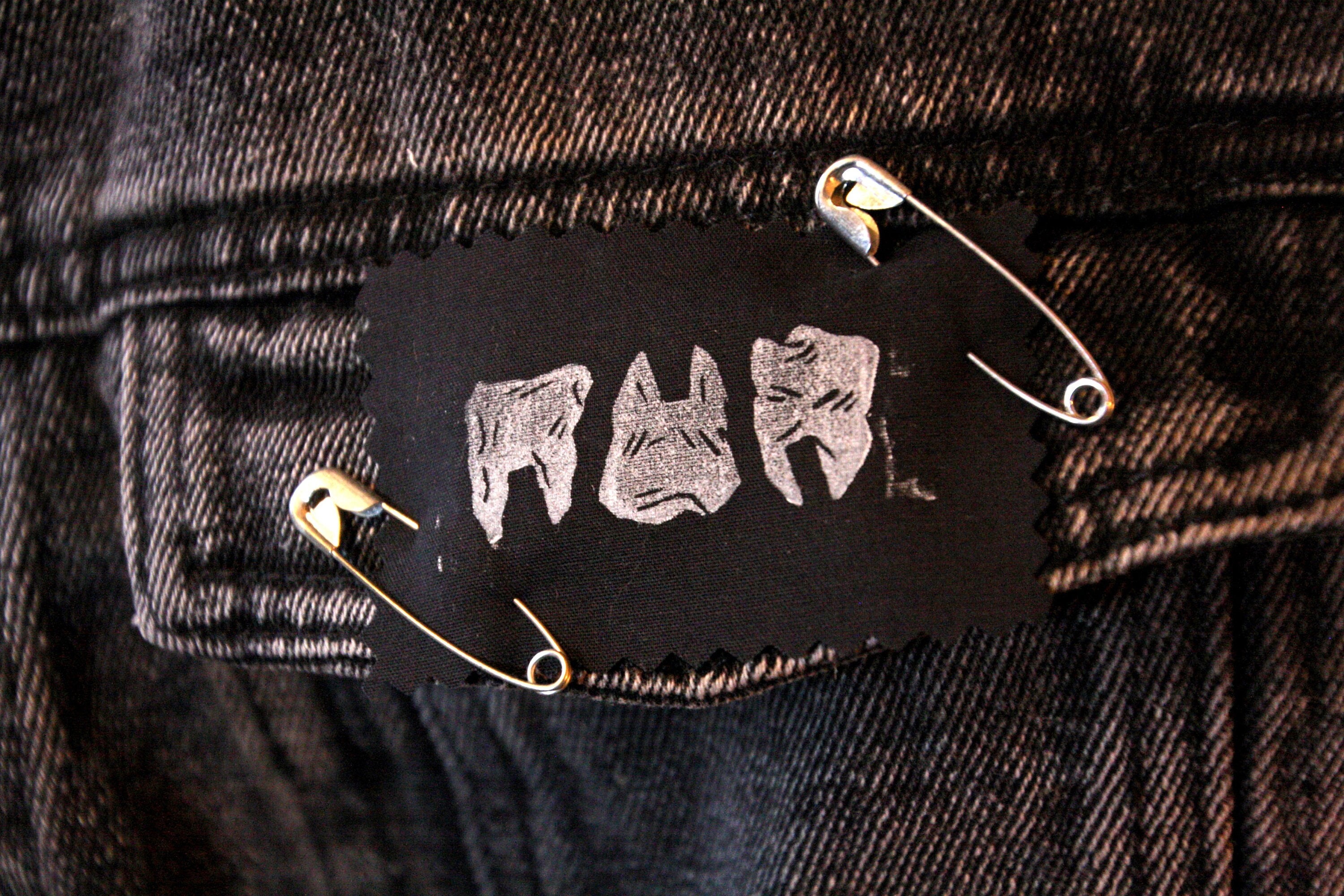 Skin of Your Teeth Small Sew on Fabric Lino Print Teeth Patch - Etsy