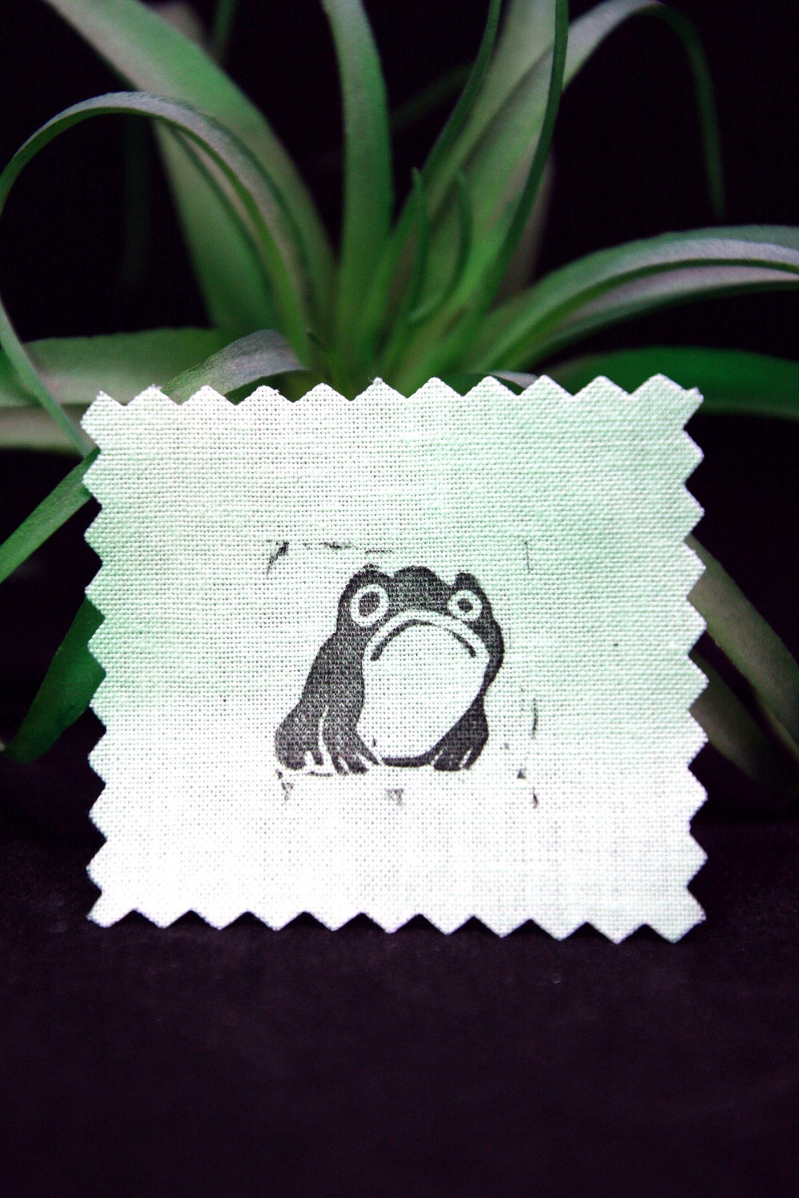 Distressed Frog Mini Sew-on Fabric Lino Print Frog Patch - Etsy