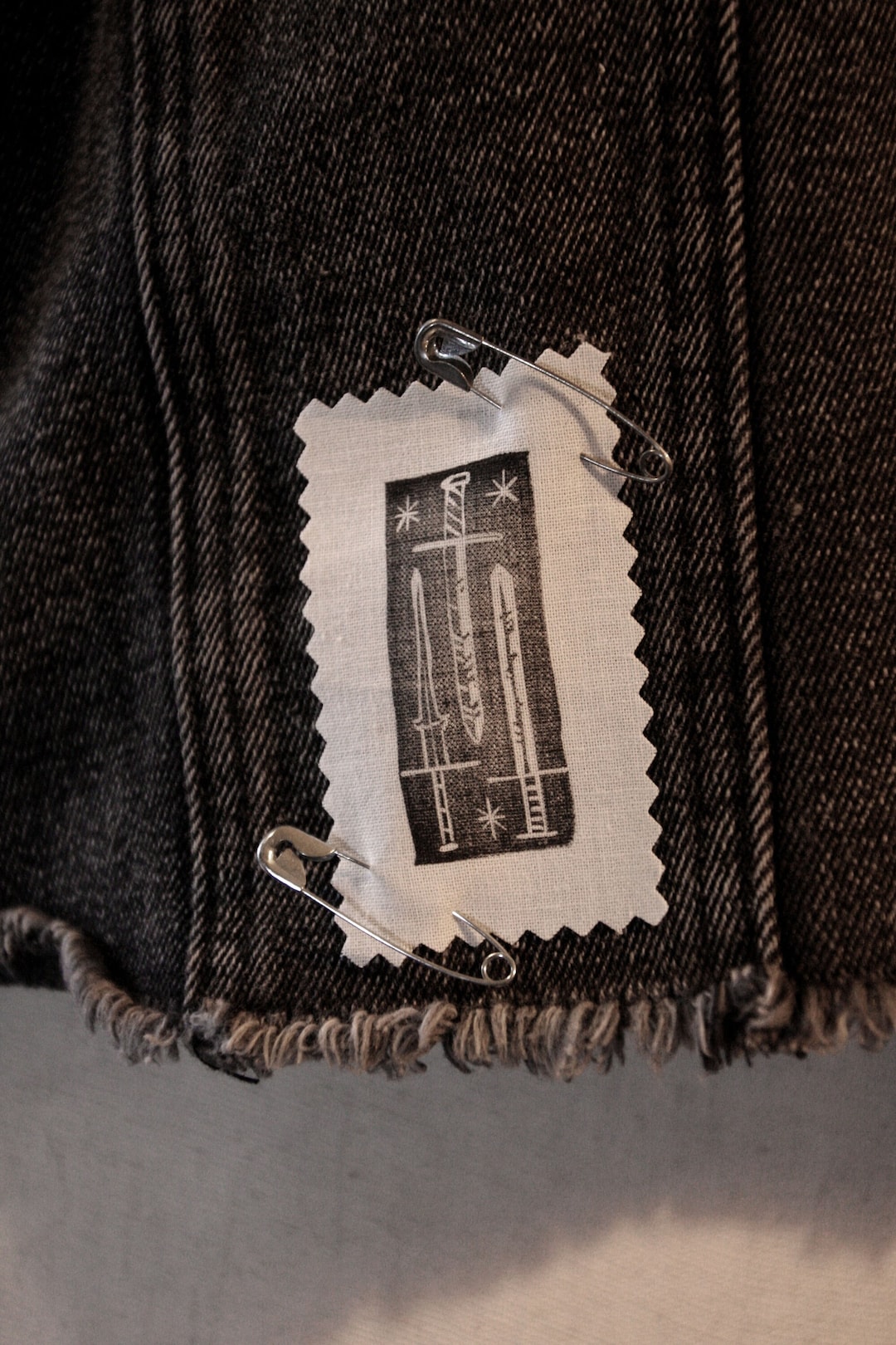 Three of Swords - Small Sew on Fabric Lino Printed Sword Patch - Etsy