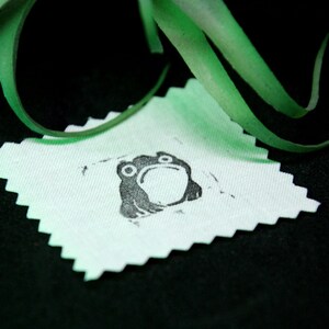 Distressed Frog Mini Sew-on Fabric Lino Print Frog Patch - Etsy