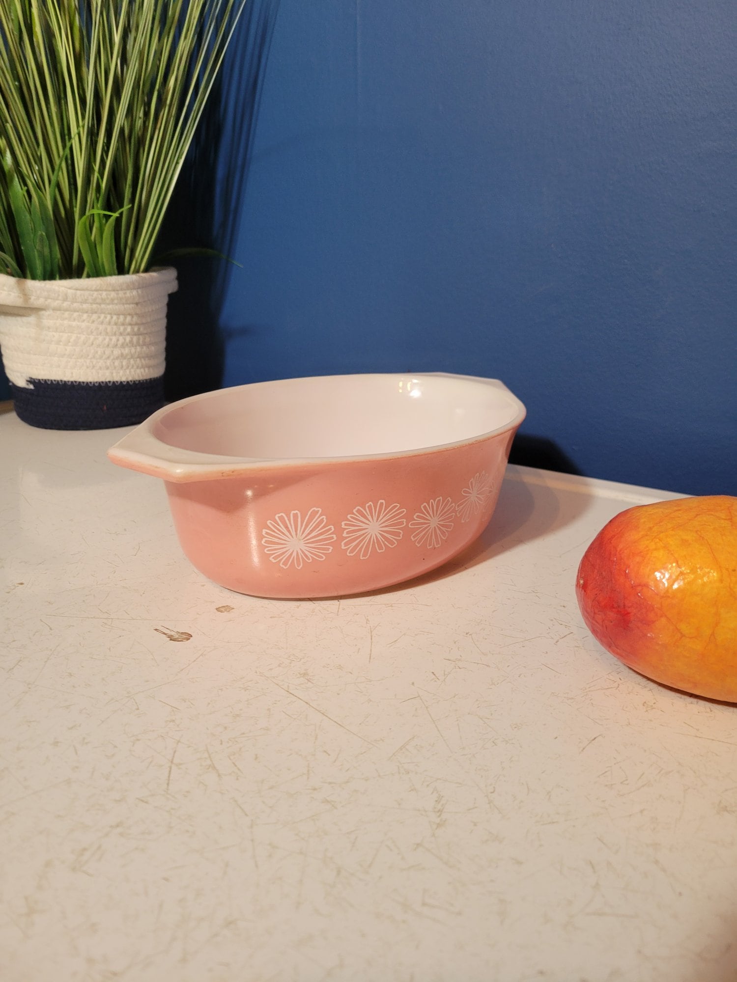 Vintage PYREX Pink White Daisy Casserole Baking Dish 1 1/2 Qt 043 No ...