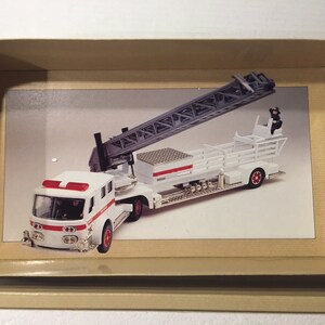1994 Corgi Classics LE American Lafrance Denver FD Aerial Ladder Truck ...