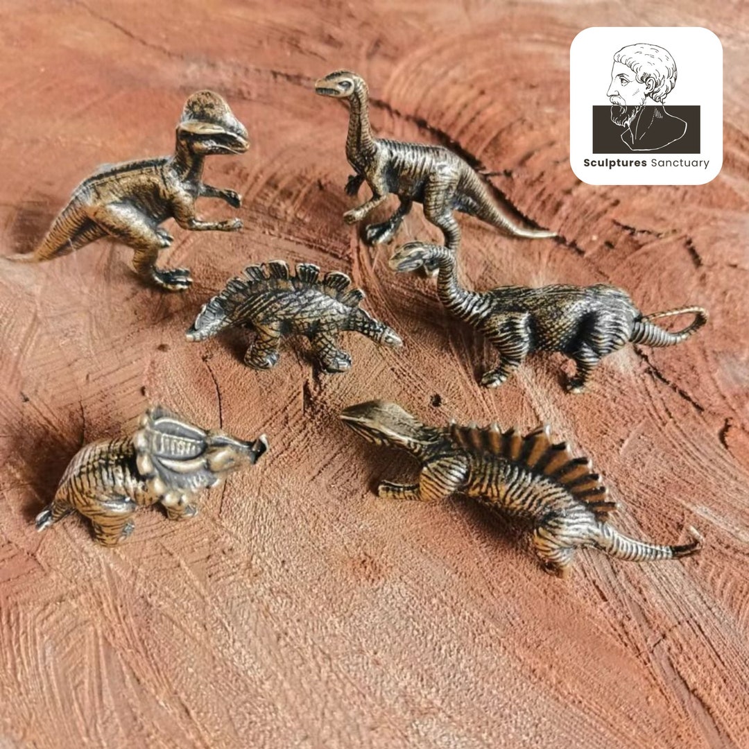 Table Top Mini Figurines Living Room Statue Home Decoration Accessories ...