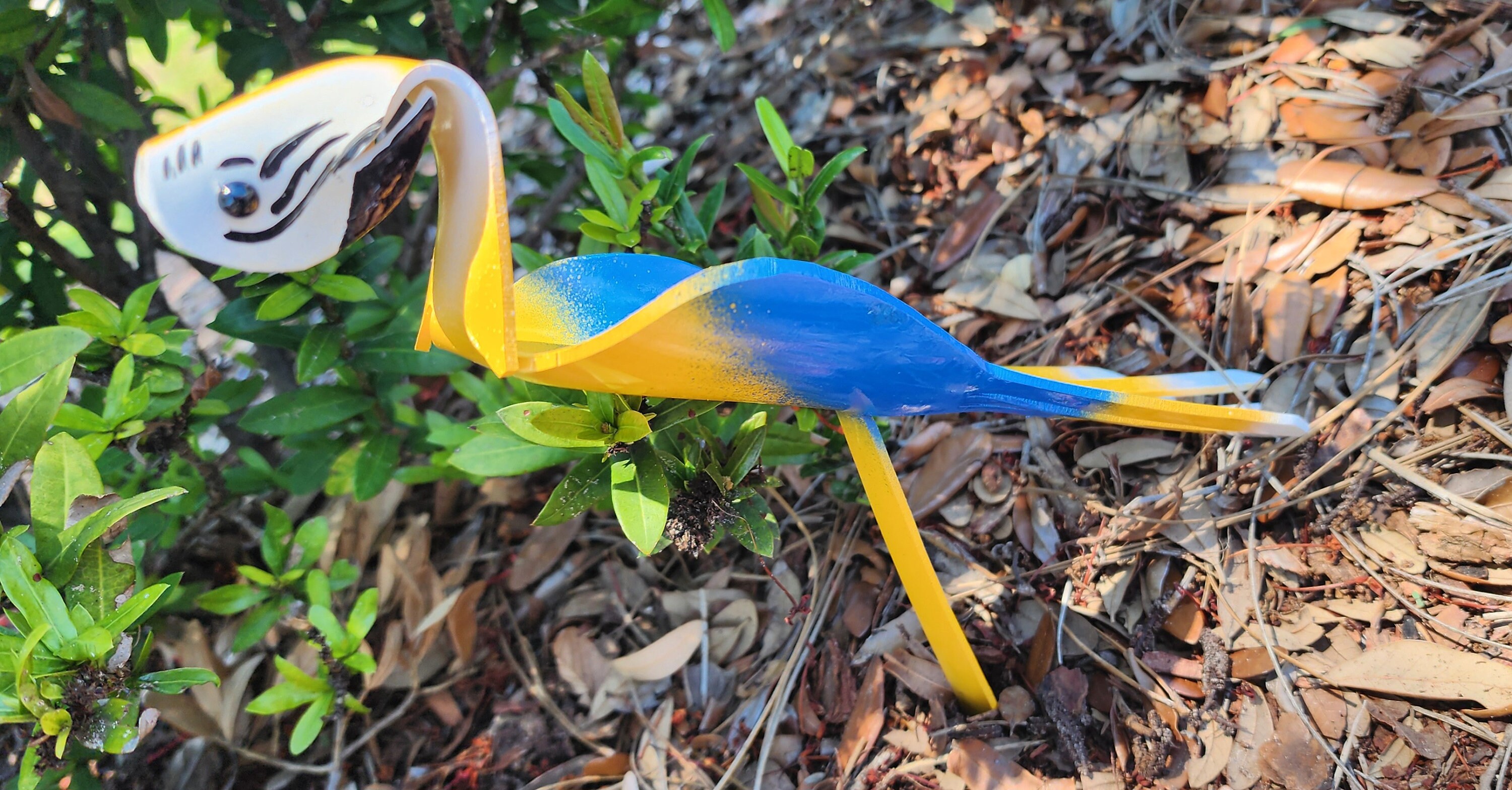 Blue and Gold Macaw Garden Stake - Etsy