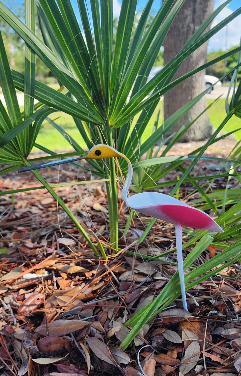 Spoon Bill With Gray Beak-garden Stake - Etsy
