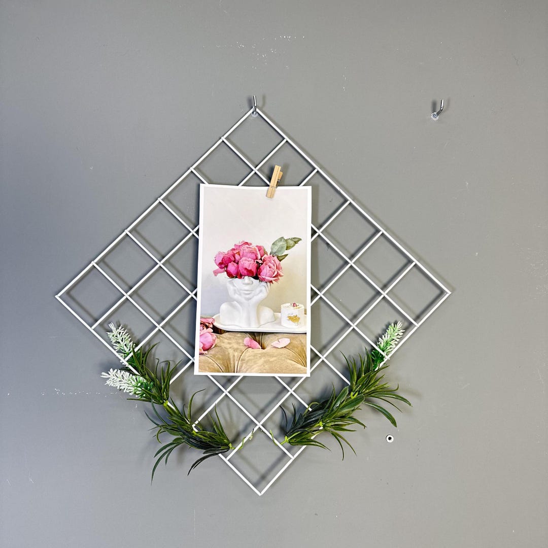 Wall Metal Grid for Pictures Display, Wire Grid Noticeboard With Free ...