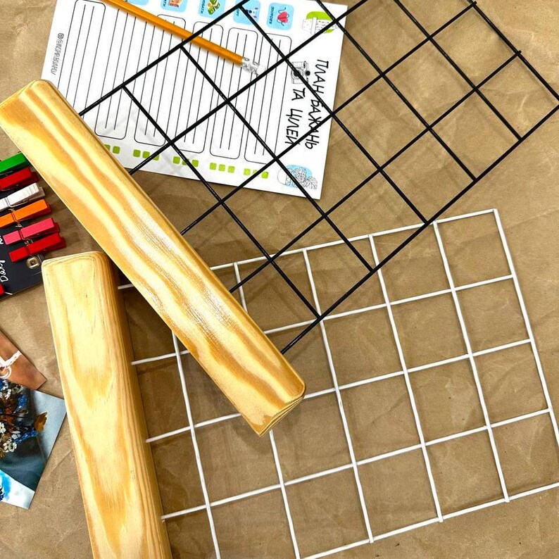Tabletop Photo Grid – Moodboard Memo Stand With Free Clips, Elegant ...
