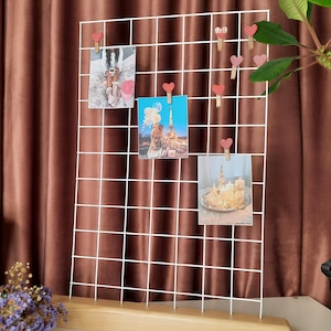 Creative Table Photo Display, Black and White Wire Grid Panel Organizer ...