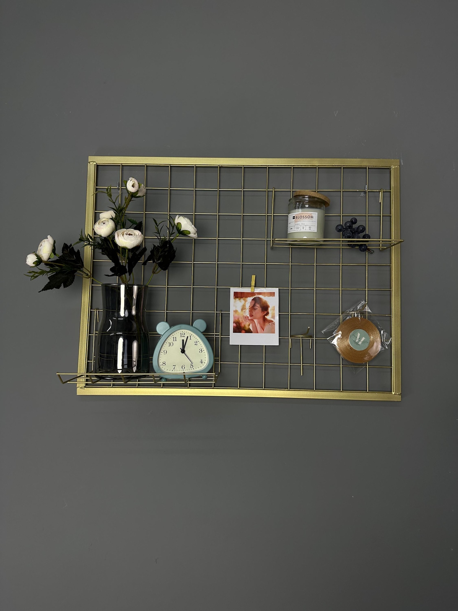 Gold Photo Display, Large Wall Hanging Memoboard, Modern Wall Organizer ...