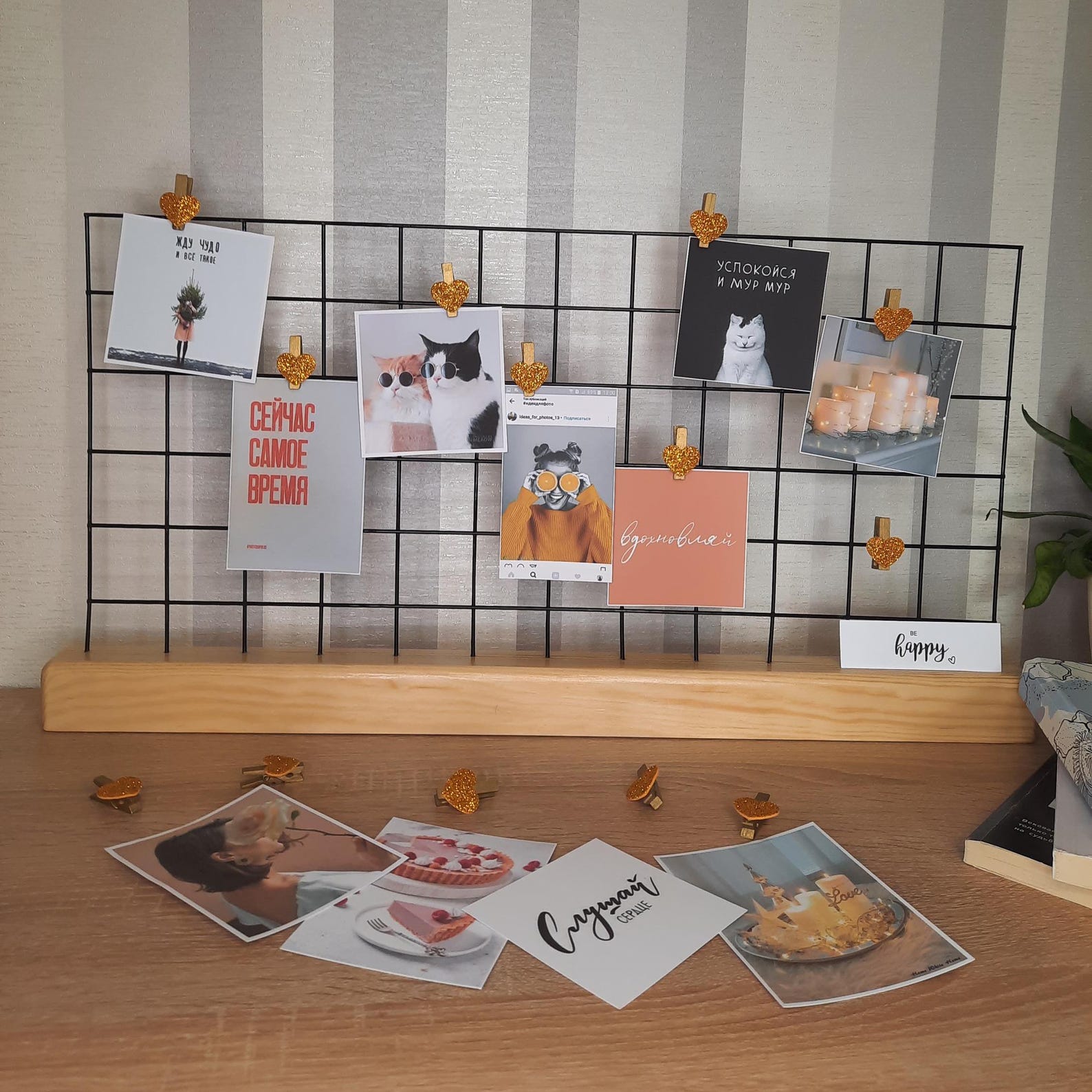 Creative Table Photo Display, Black and White Wire Grid Panel Organizer ...