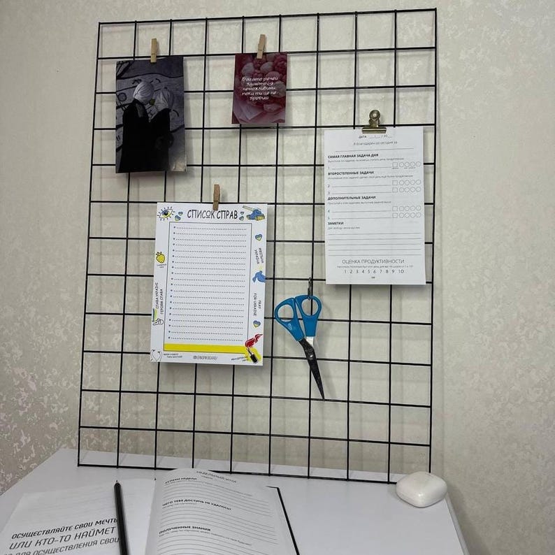 Student Organizing Memo Stand, Wall Hanging Nonice Board, Meshed Grid ...