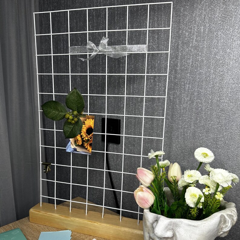Tabletop Photo Grid – Moodboard Memo Stand With Free Clips, Elegant ...