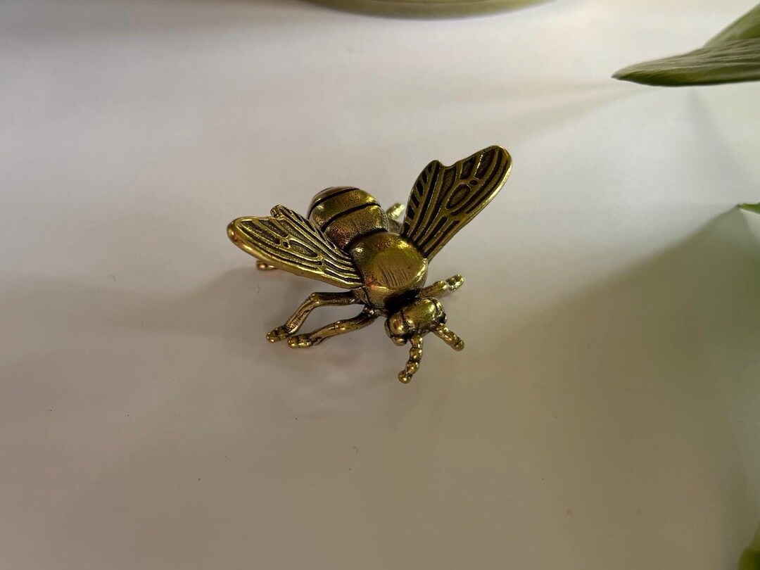 Vintage Brass Bee Figurine, Miniature Insect Ornament, Gold Bee Tea Pet ...