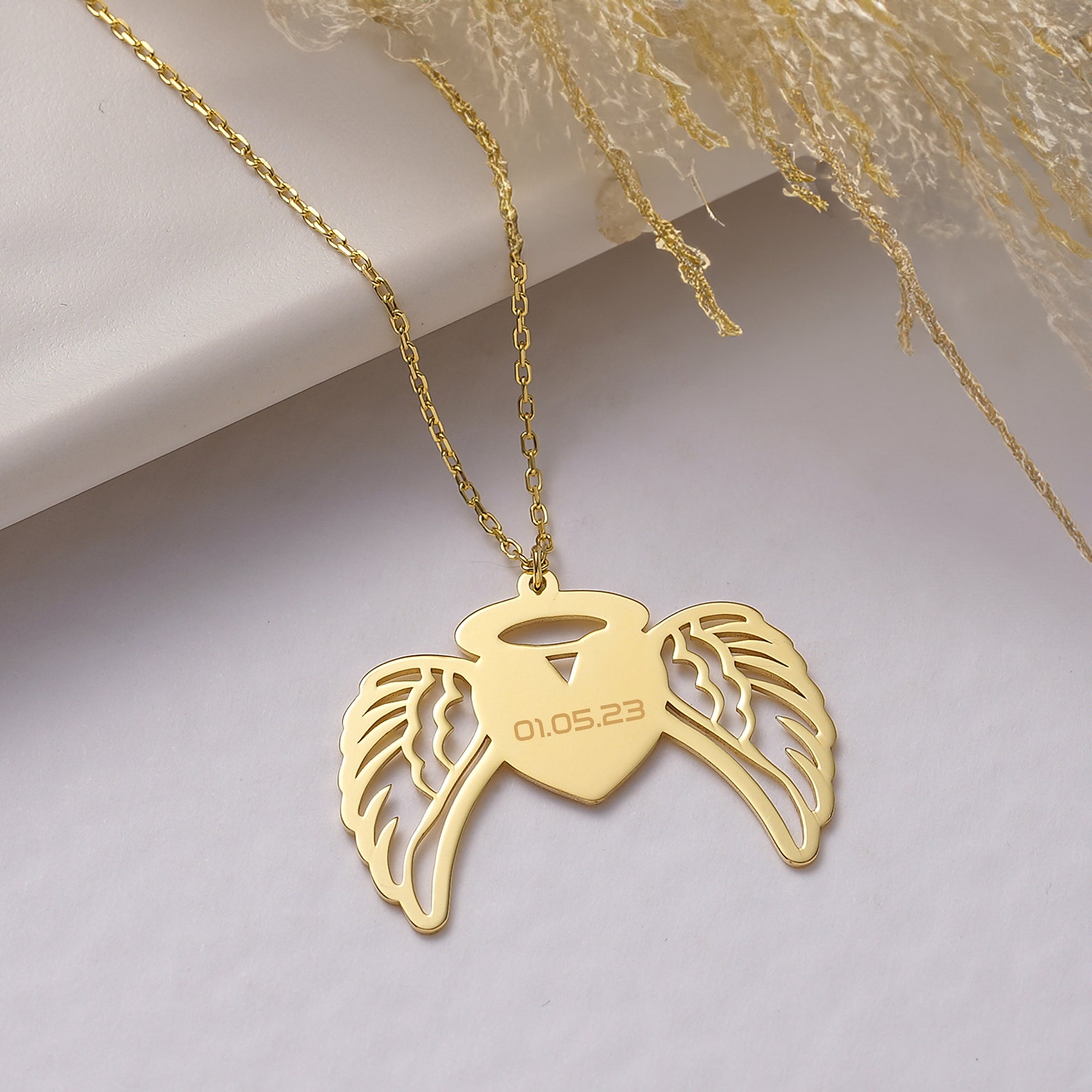 14K Gold Angel Wings Heart Necklace: Personalized Love Pendant - Etsy