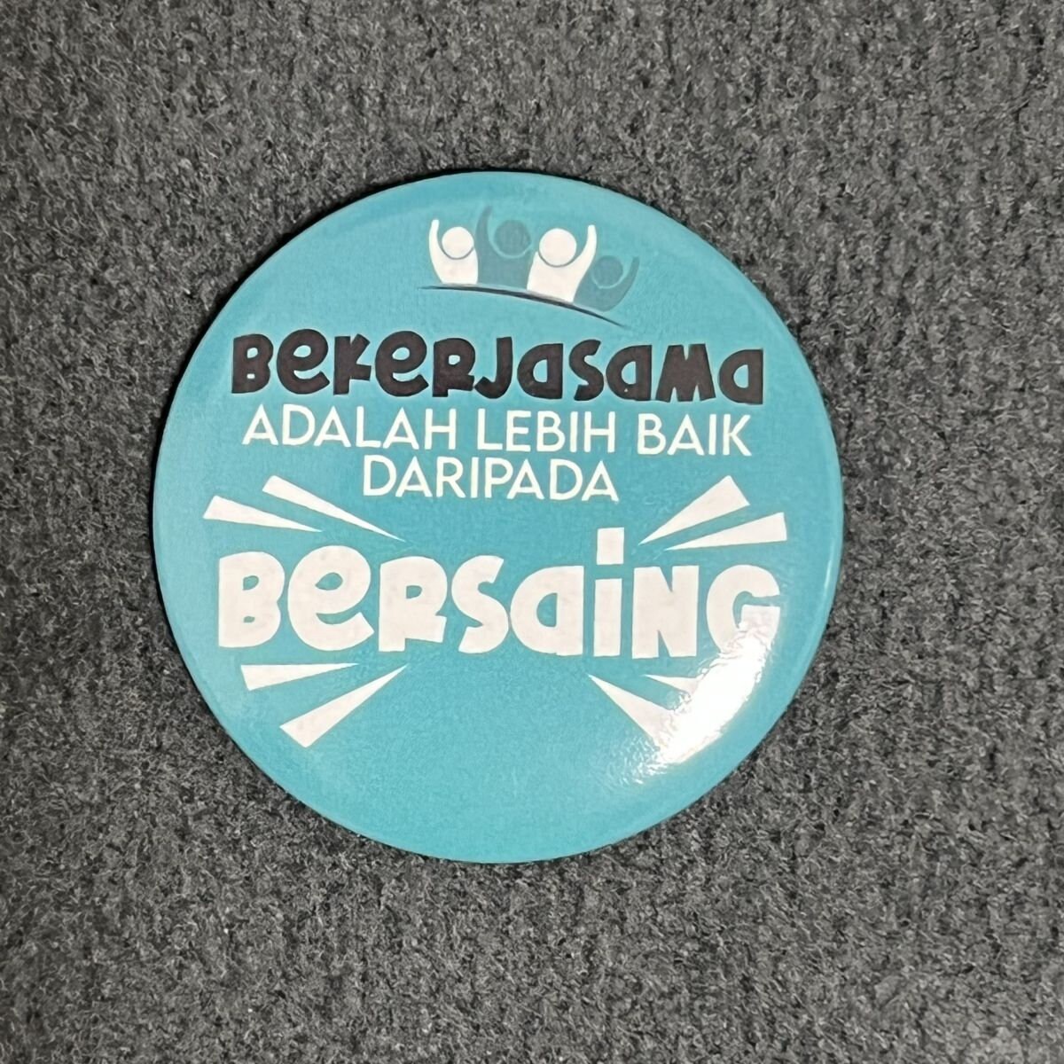 Quotes Pinback Buttons Series 9 Pinback Button Badges, Round Pins Back ...