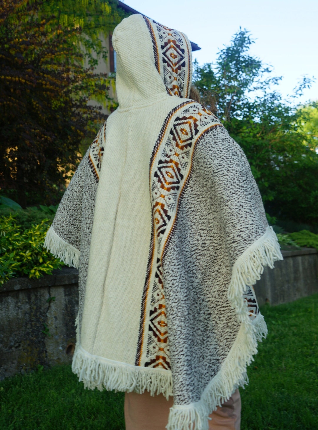 Alpaca Hooded Poncho/open at the Front - Etsy