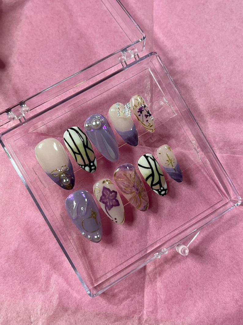 Demon Slayer Shinobu Kocho Inspired Nails - Etsy
