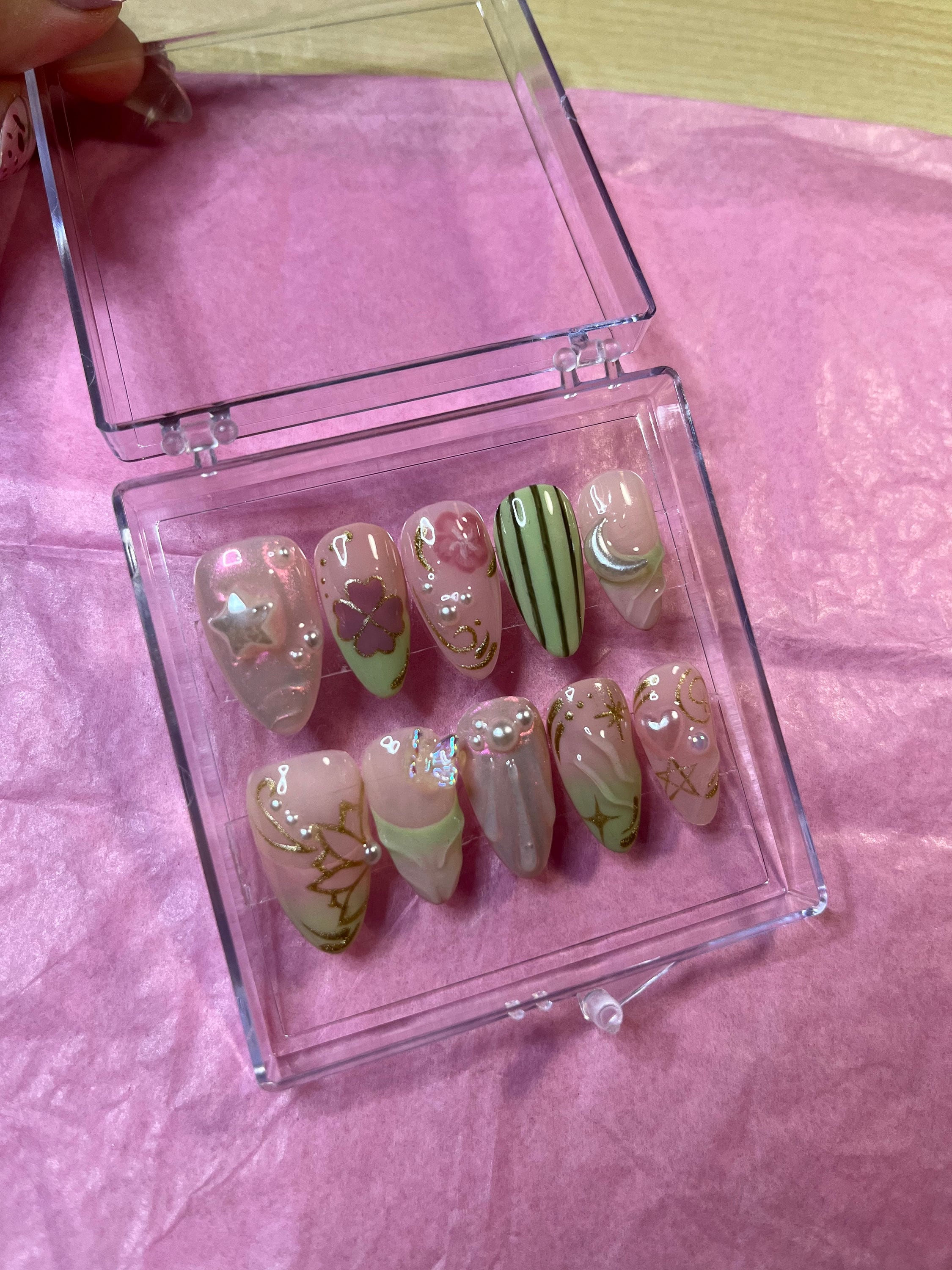 Demon Slayer Mitsuri Kanroji Inspired Nails - Etsy