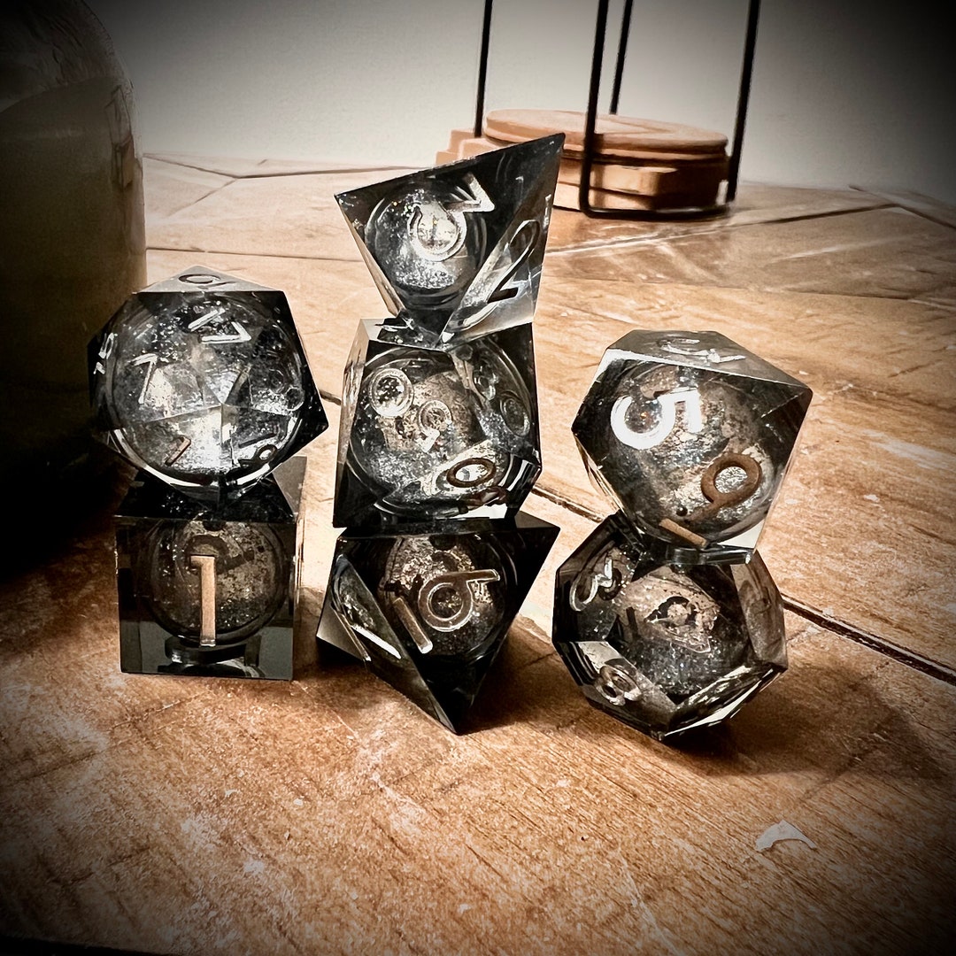 Liquid Core - Silver Cosmos Glitter Bomb D&D Dice Set - Etsy
