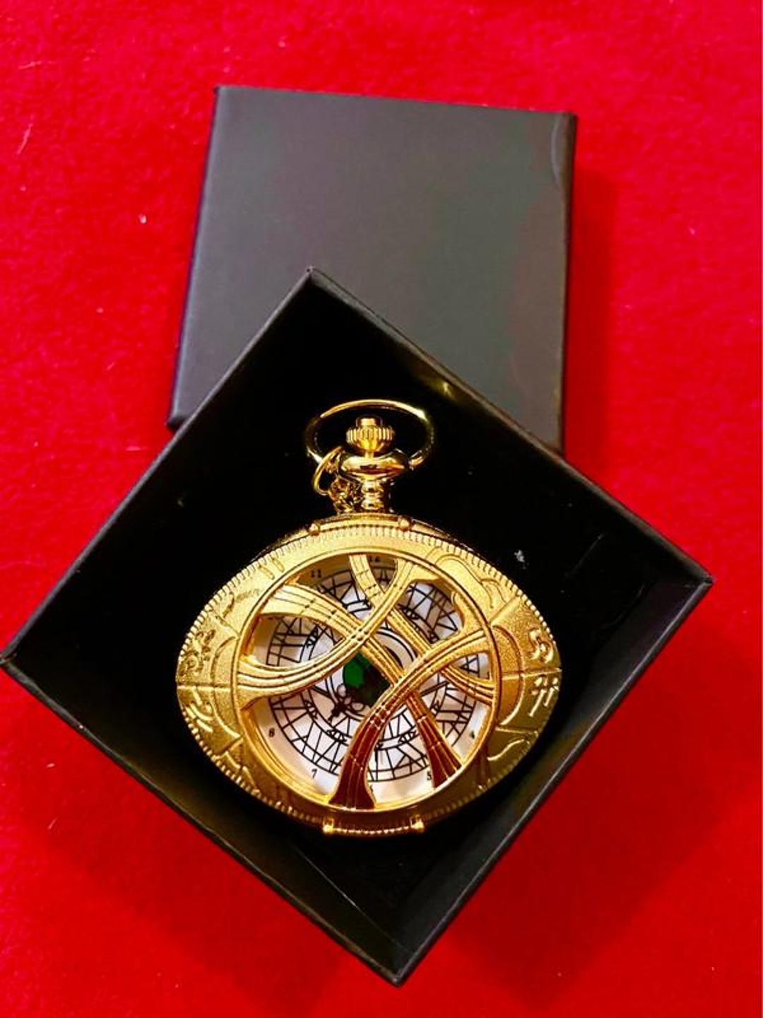 Doctor Strange Pocket Watch With the Eye of Agamotto Medallion - Etsy