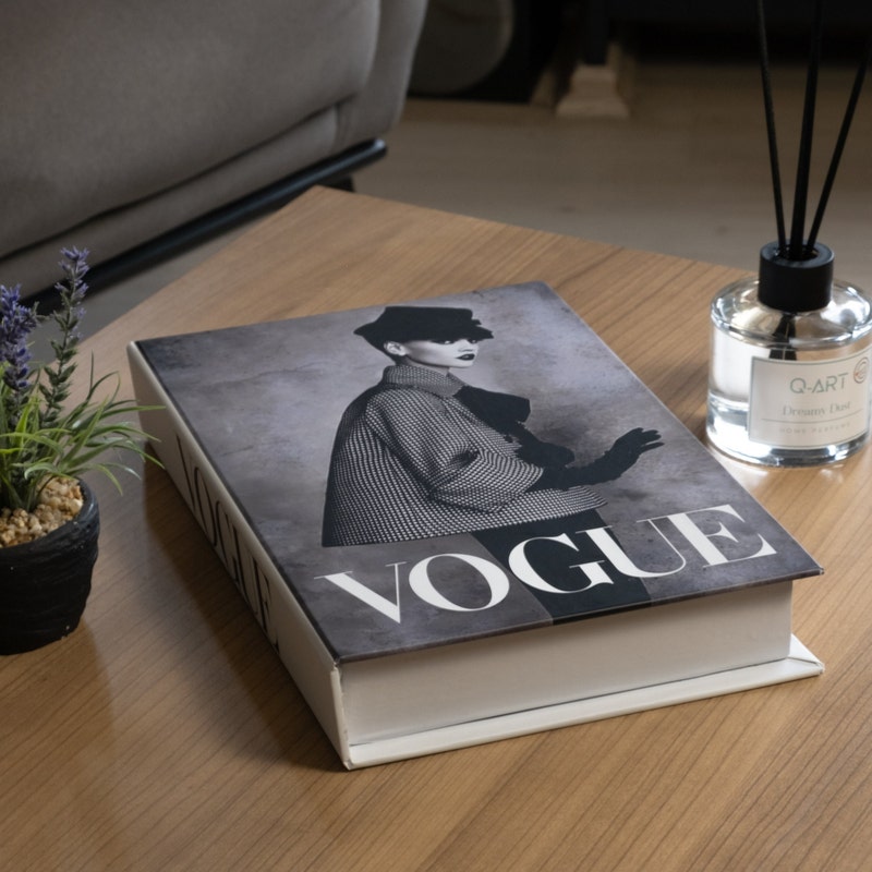 Vogue Book - Etsy