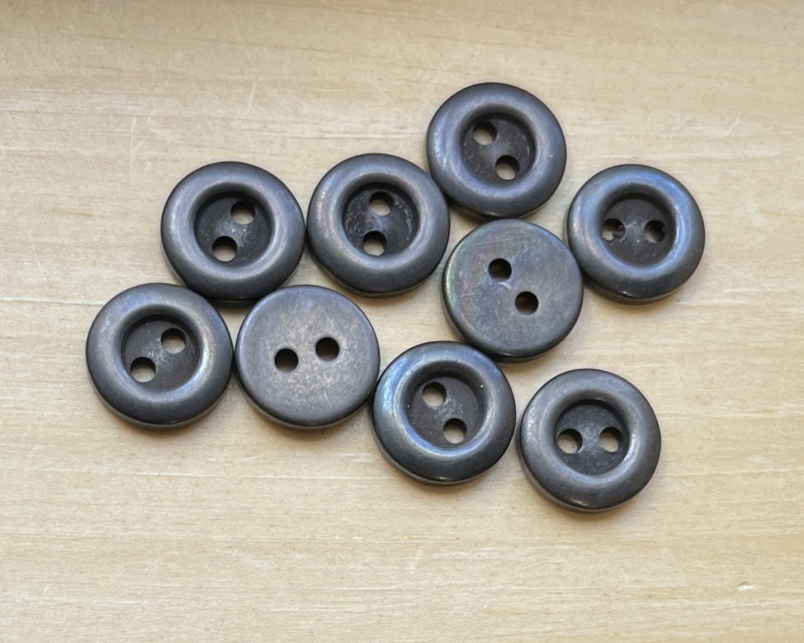 1/2" (12.5mm) Gray Buttons Fiber Arts, Doll Making, Sewing Notions ...