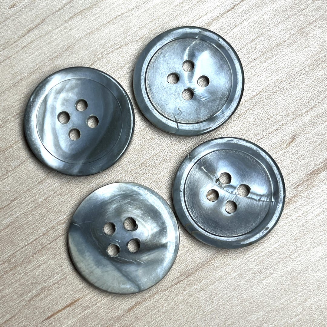 7/8" (23mm) Gray Shell Buttons, 4 Hole, Fiber Arts, Doll Making, Sewing ...