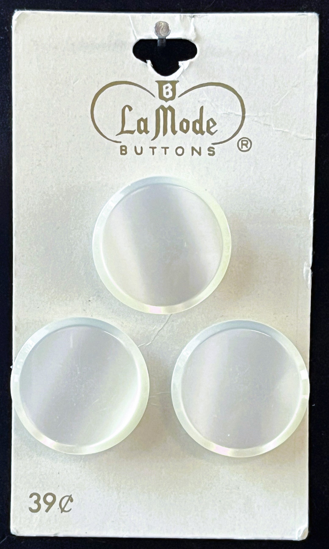 7/8" (23mm) Vintage La Mode White Buttons on Card, Size 34, Style #364 ...