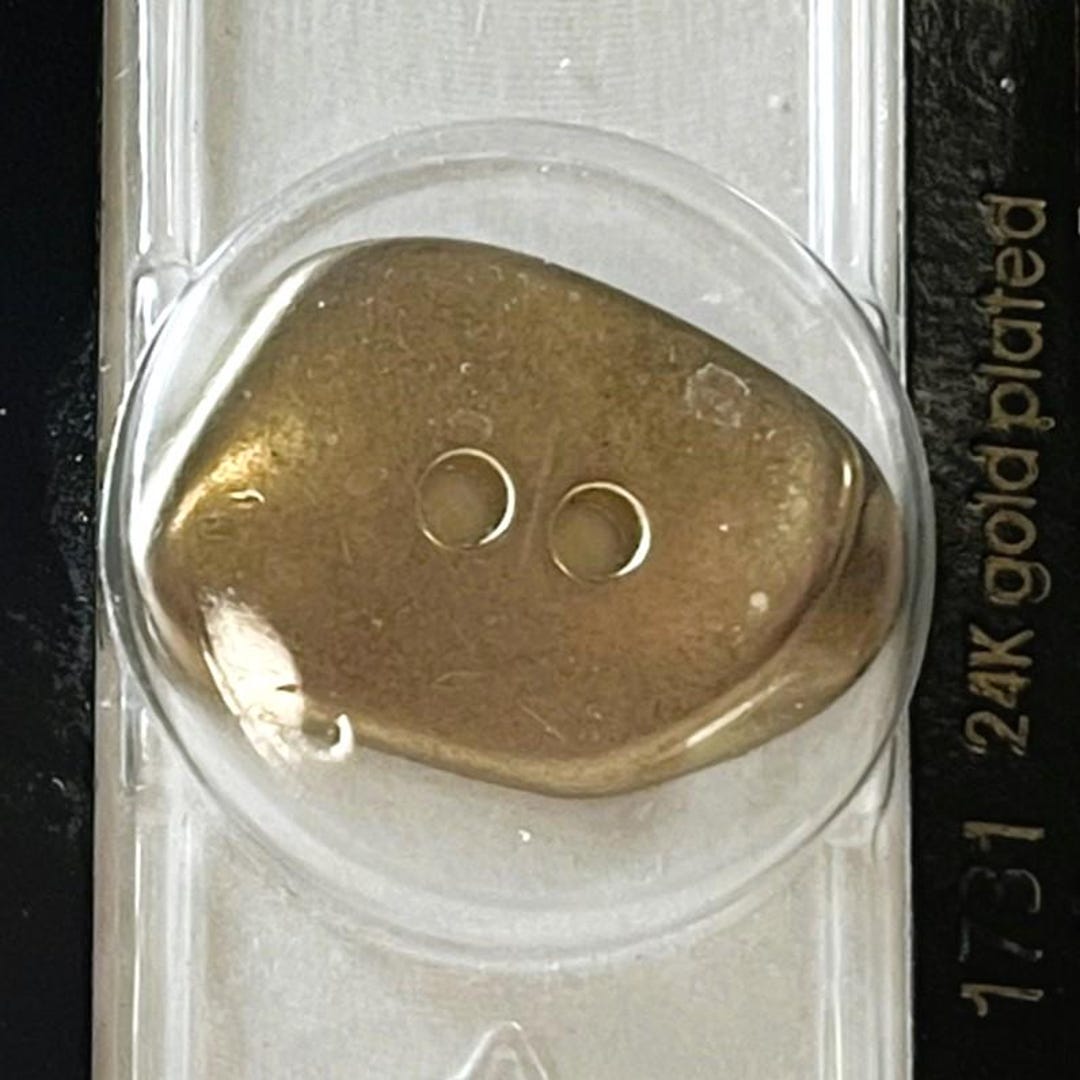 1 3/16", 30mm Dill Button, 24K Gold Plated Plastic Buttons, 2 Hole ...