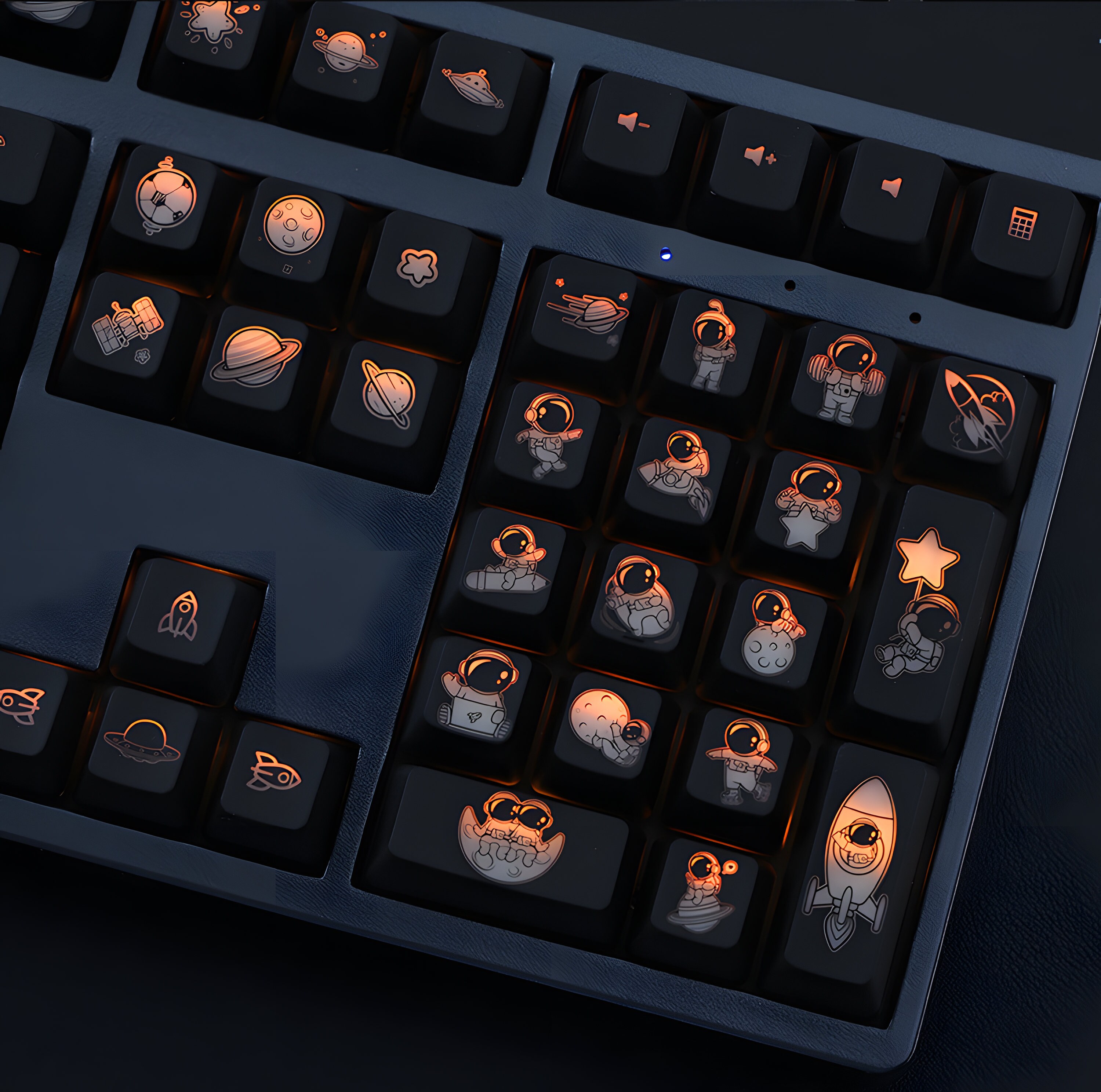 Keycap Set Backlit Pbt Keycap Set Astronaut Art Tech Accessories Cute ...