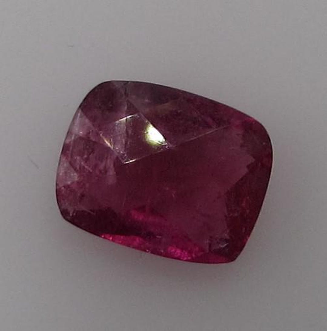 2.72 Carat, 10 X 8 Mm Purple Pink RUBELLITE TOURMALINE. Very Slight ...