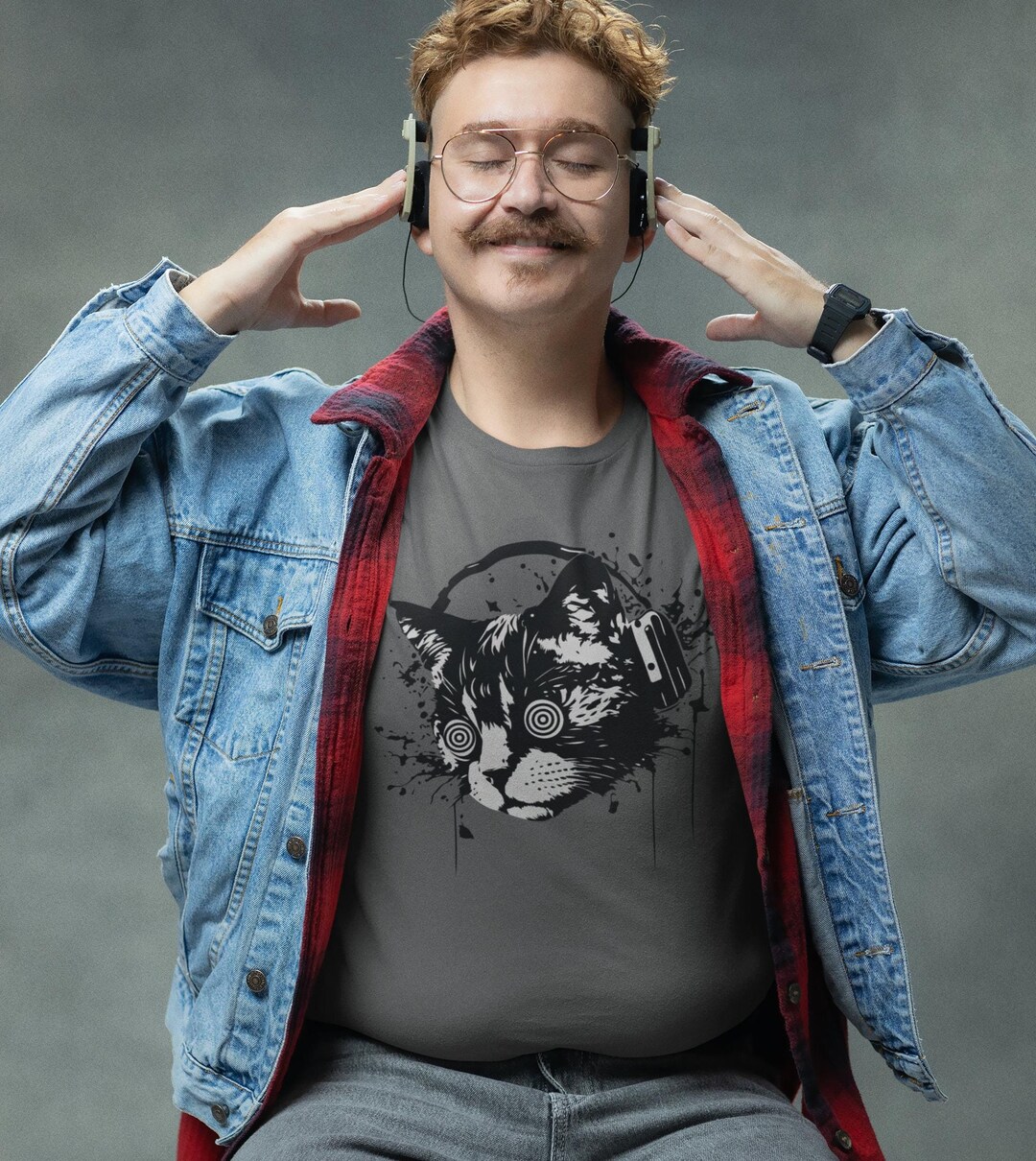 Trance Cat T-shirt: Retro Psychedelic Cat With Headphones - Etsy