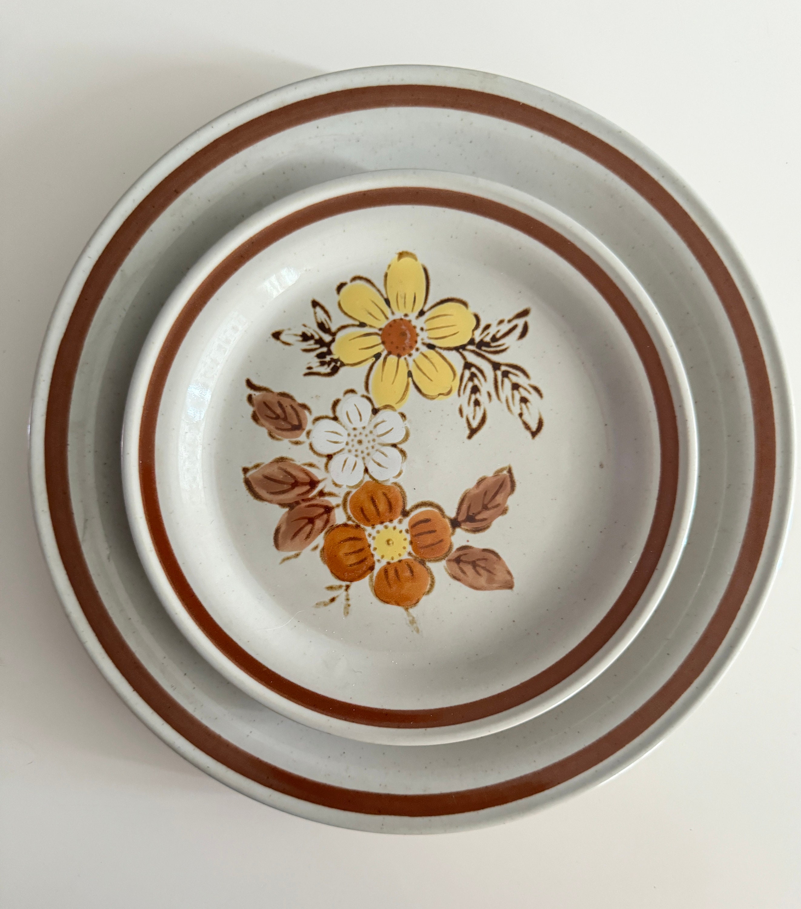 Selection of Vintage Hearthside Hand-painted Stoneware From Japan ...