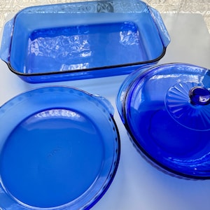Vintage Cobalt Blue Pyrex Originals | 13x9 Baker, 8" Square Baker, Pie ...