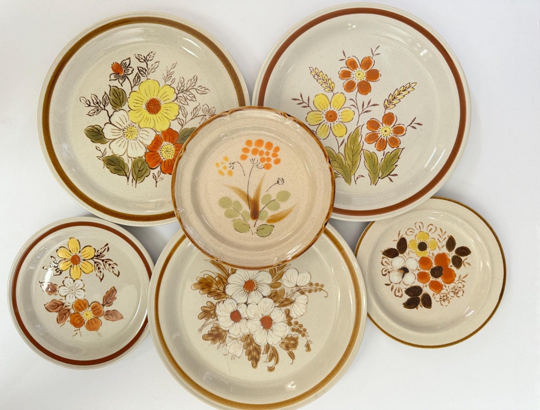 Selection of Vintage Hearthside Hand-painted Stoneware From Japan ...