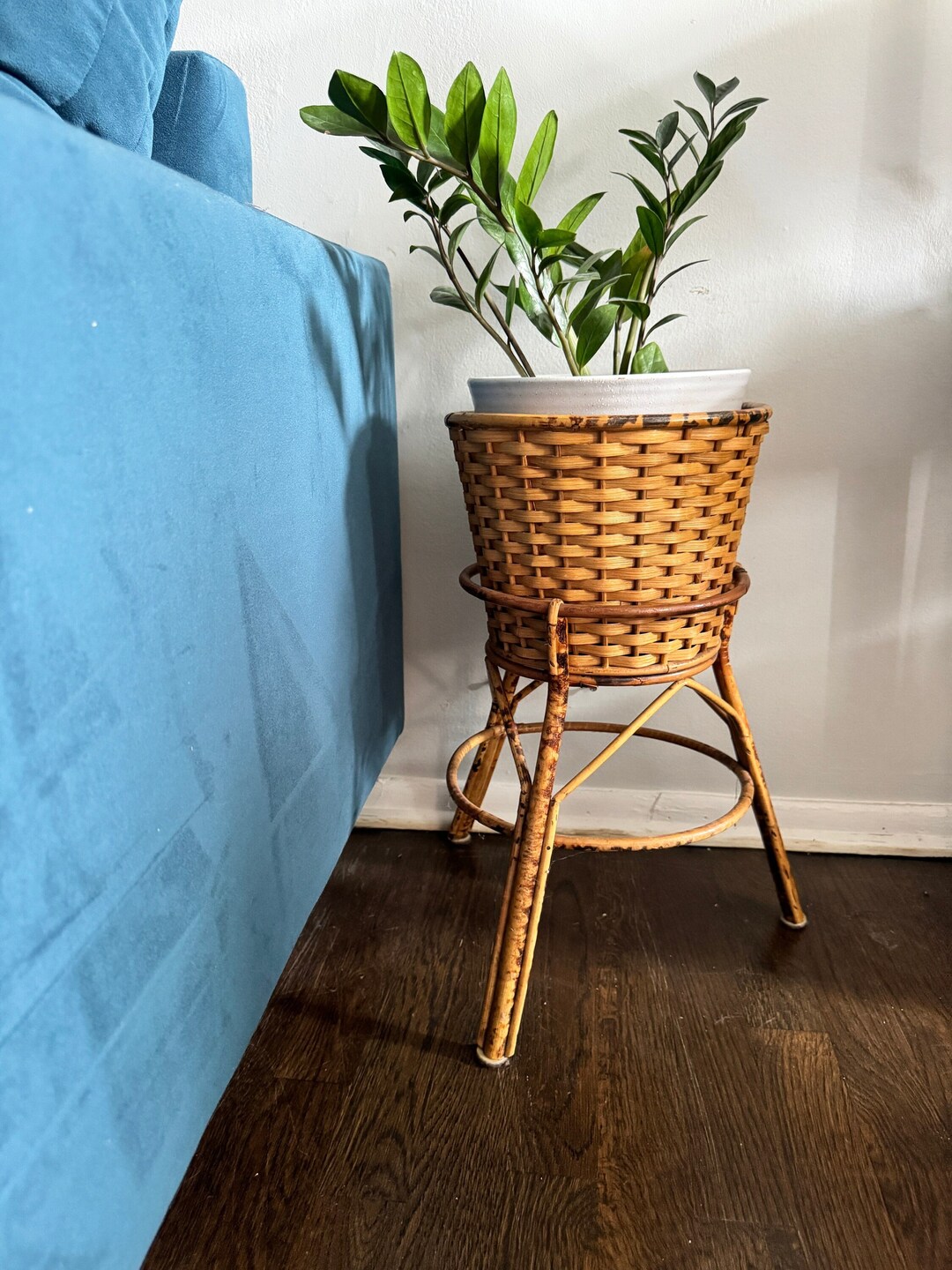 Vintage Burnt Bamboo Rattan Plant Stand W/ Planter Basket Vintage ...
