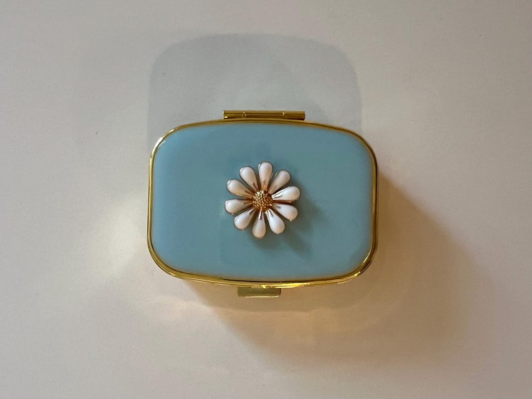 Pretty Pill Box With Daisy on Baby Blue Glossy Resin, Gift for Mom ...