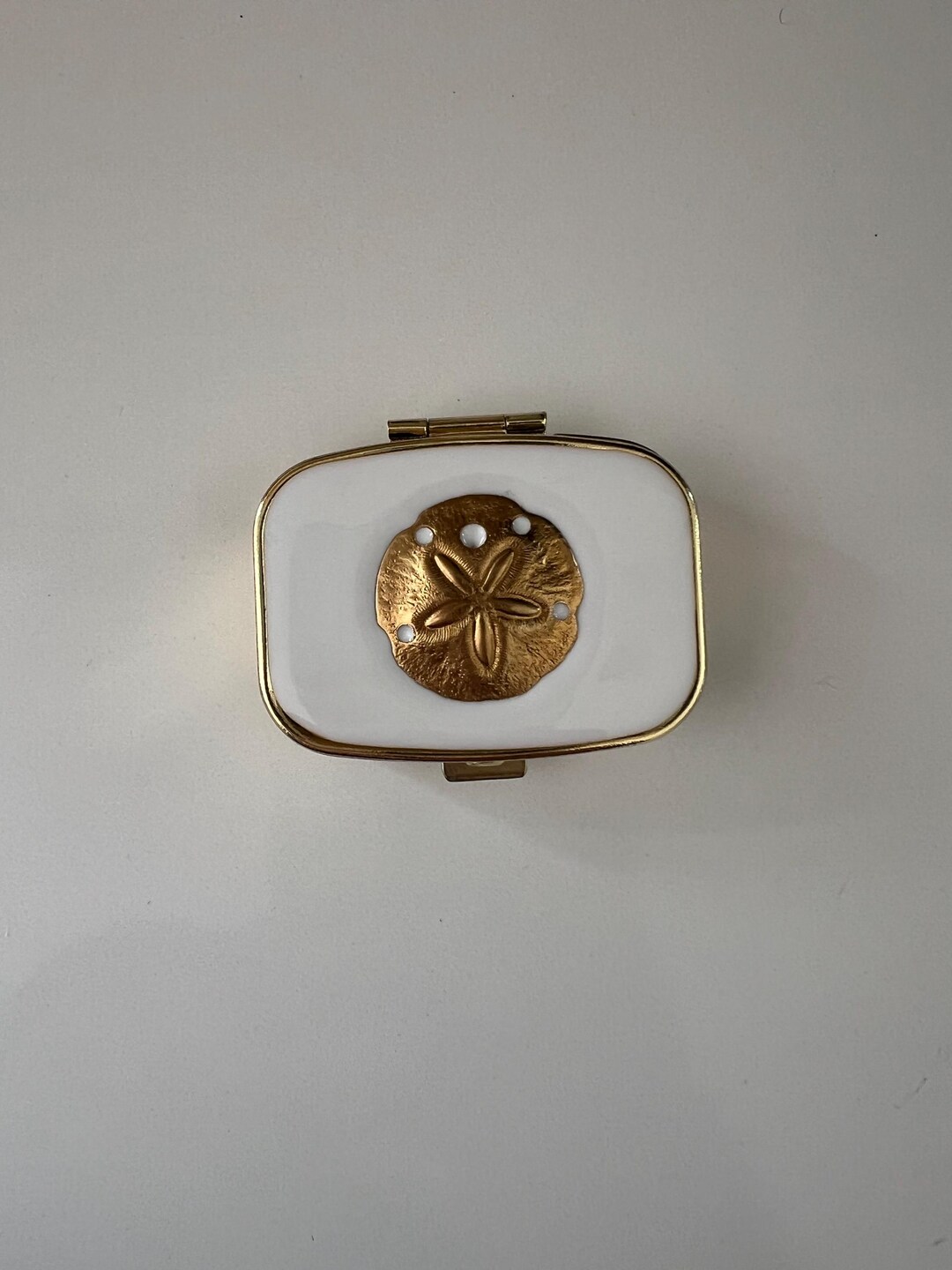 Sand Dollar Pill Box: Brass Seashell on White Resin Storage Case - Etsy