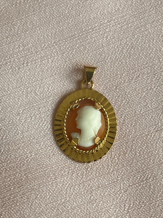 Antique victorian 14 carat full gold cameo shell pend… - Gem